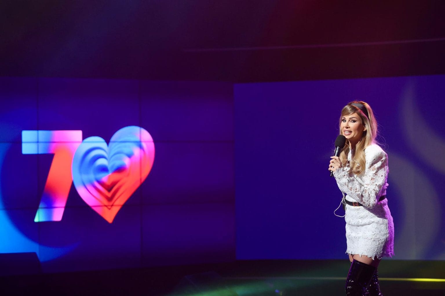 VIDEO | Andreea Bănică, în semifinalele Eurovision 2026 - Wave Radio